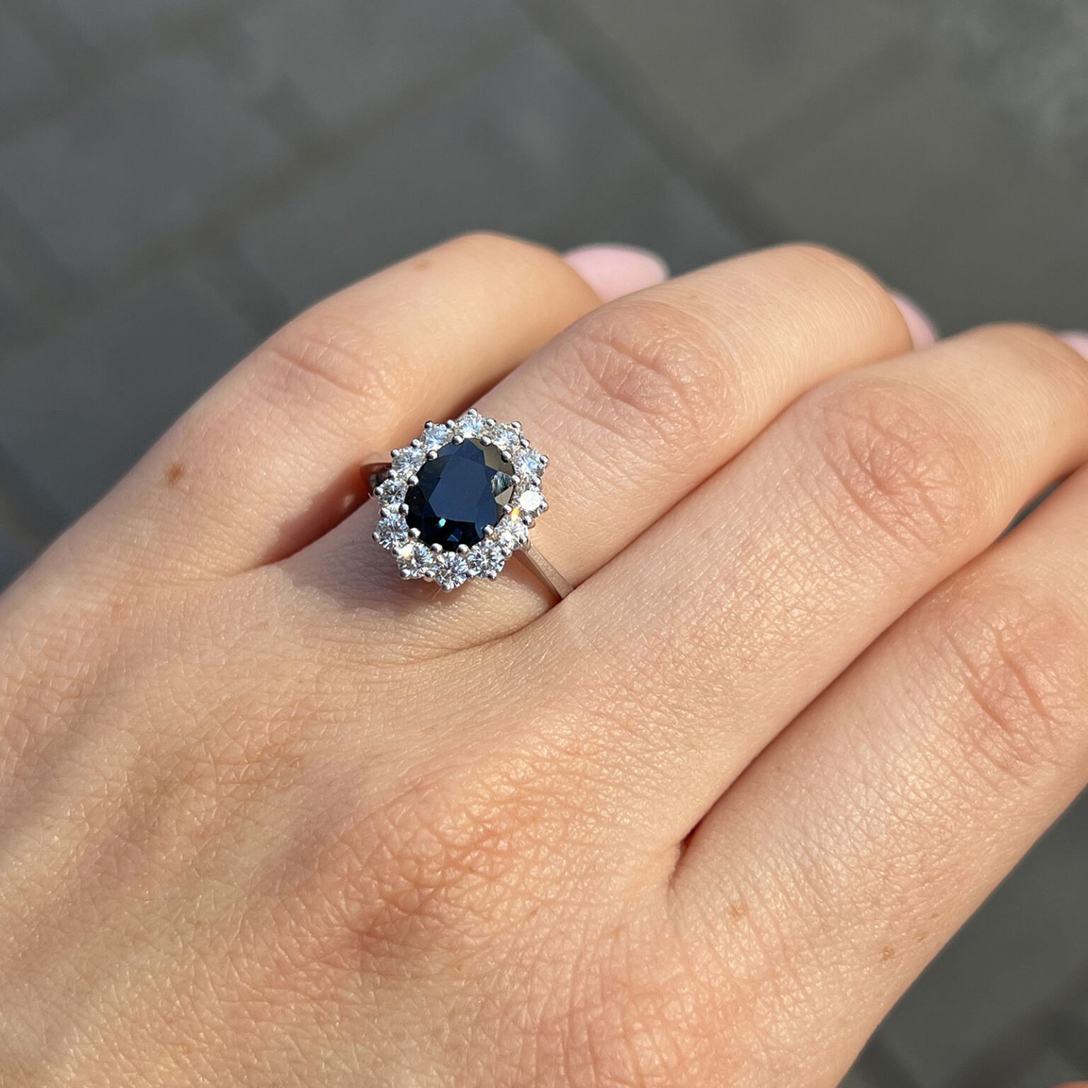 Halo Saffier Ring - OROGEM Jewelers